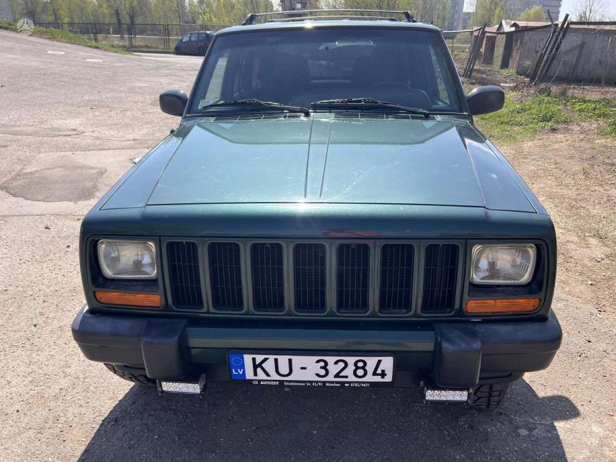 Зеленый Джип Чероки 1999 в Елгава, объемом двигателя 2.50 л и пробегом 258 тыс. км за 5500 €, фото 5 на AUTOMOTO.COM.LV