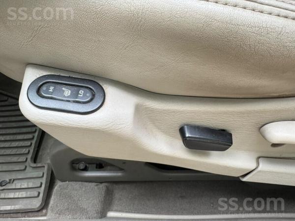 Zaļš Jeep Cherokee 2005 Rīga, ar dzinēja tilpumu 2.70 L un nobraukumu 0 tūkst. km par 2799 €, foto 10 vietnē AUTOMOTO.COM.LV