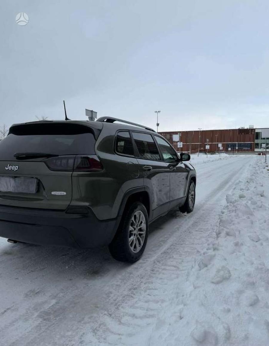 Zaļš Jeep Cherokee 2019 Klaipėda, ar dzinēja tilpumu 2.36 L un nobraukumu 239 tūkst. km par 11700 €, foto 6 vietnē AUTOMOTO.COM.LV