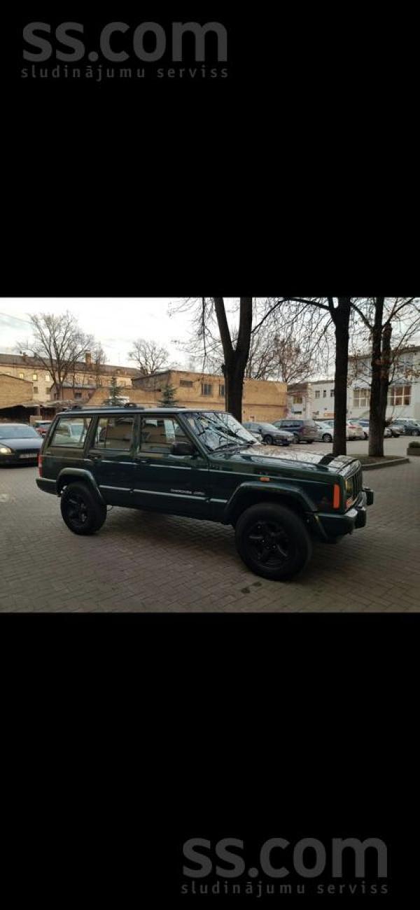 Green Jeep Cherokee 1999 in Riga, with an engine capacity of 2.50 L and mileage of 266 thousand km for 15000 €, photo 1 on AUTOMOTO.COM.LV