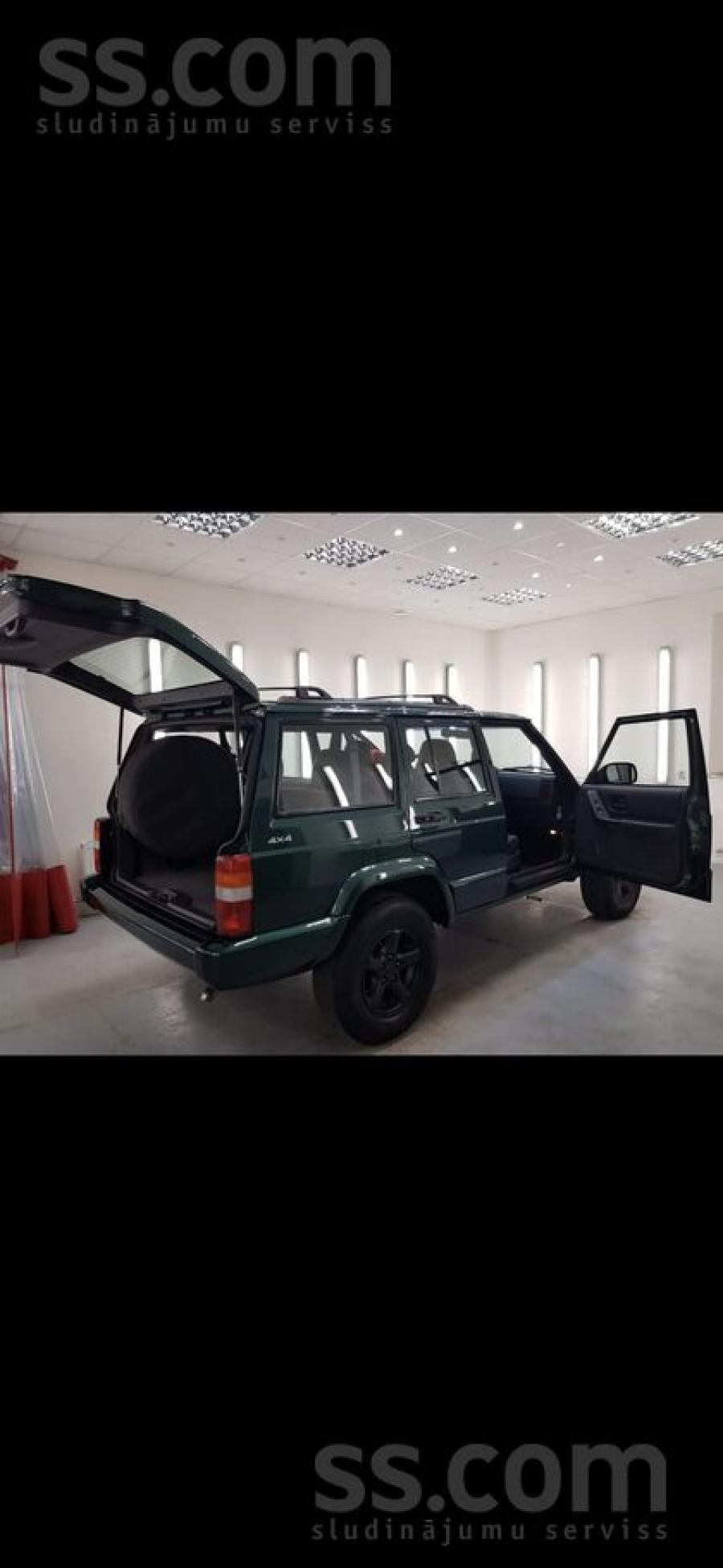 Zaļš Jeep Cherokee 1999 Rīga, ar dzinēja tilpumu 2.50 L un nobraukumu 266 tūkst. km par 15000 €, foto 3 vietnē AUTOMOTO.COM.LV
