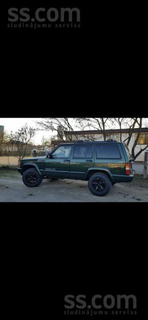 Zaļš Jeep Cherokee 1999 Rīga, ar dzinēja tilpumu 2.50 L un nobraukumu 266 tūkst. km par 15000 €, foto 6 vietnē AUTOMOTO.COM.LV