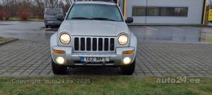 Grey Jeep Cherokee 2001 in Tallinn, with an engine capacity of 3.70 L and mileage of 169 thousand km for 3500 €, photo  on AUTOMOTO.COM.LV