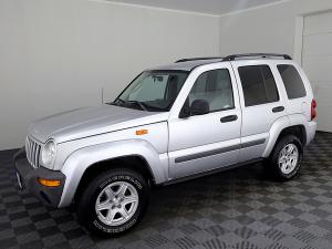 Серый Джип Чероки 2002 в Таллин, объемом двигателя 3.70 л и пробегом 106 тыс. км за 2499 €, фото 3 на AUTOMOTO.COM.LV