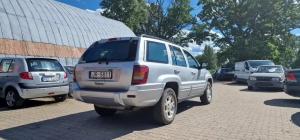 Pelēks Jeep Cherokee 2003 Valmiera, ar dzinēja tilpumu 2.70 L un nobraukumu 290 tūkst. km par 2500 €, foto 4 vietnē AUTOMOTO.COM.LV