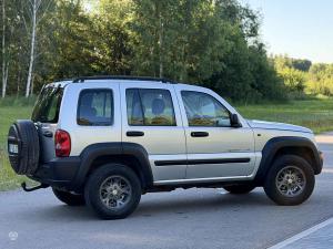 Pelēks Jeep Cherokee 2003 Radviliškis, ar dzinēja tilpumu 2.50 L un nobraukumu 326 tūkst. km par 3600 €, foto 10 vietnē AUTOMOTO.COM.LV