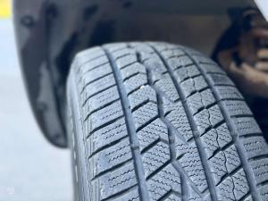 Pelēks Jeep Cherokee 2003 Radviliškis, ar dzinēja tilpumu 2.50 L un nobraukumu 326 tūkst. km par 3600 €, foto 12 vietnē AUTOMOTO.COM.LV