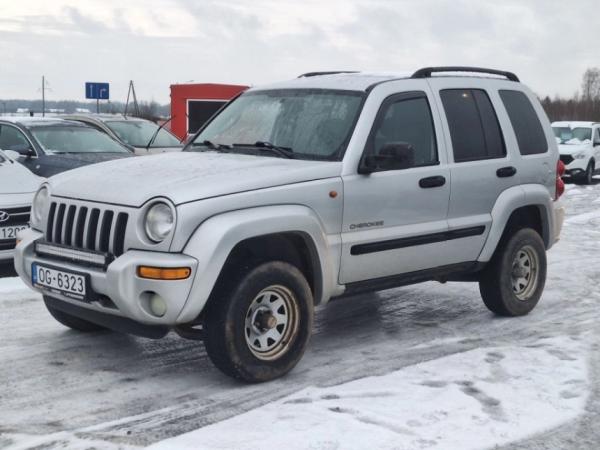 Pelēks Jeep Cherokee 2003 Rīga, ar dzinēja tilpumu 2.80 L un nobraukumu 314 tūkst. km par 2950 €, foto 1 vietnē AUTOMOTO.COM.LV