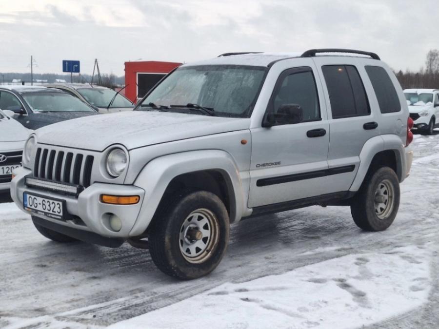 Pelēks Jeep Cherokee 2003 Rīga, ar dzinēja tilpumu 2.80 L un nobraukumu 314 tūkst. km par 2950 €, foto 1 vietnē AUTOMOTO.COM.LV