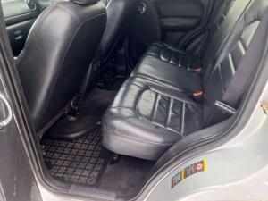 Pelēks Jeep Cherokee 2003 Rīga, ar dzinēja tilpumu 2.80 L un nobraukumu 314 tūkst. km par 2950 €, foto 6 vietnē AUTOMOTO.COM.LV