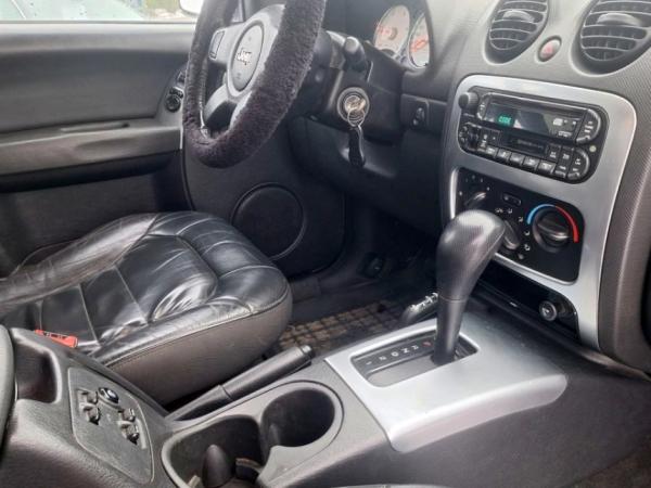 Pelēks Jeep Cherokee 2003 Rīga, ar dzinēja tilpumu 2.80 L un nobraukumu 314 tūkst. km par 2950 €, foto 8 vietnē AUTOMOTO.COM.LV