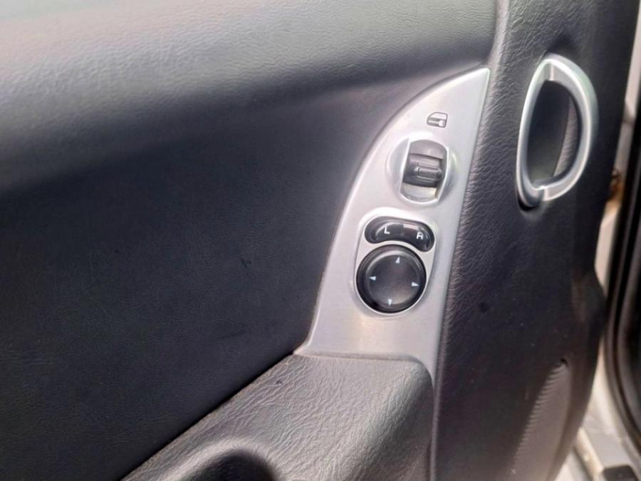 Pelēks Jeep Cherokee 2003 Rīga, ar dzinēja tilpumu 2.80 L un nobraukumu 314 tūkst. km par 2950 €, foto 11 vietnē AUTOMOTO.COM.LV