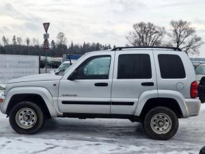 Pelēks Jeep Cherokee 2003 Rīga, ar dzinēja tilpumu 2.80 L un nobraukumu 314 tūkst. km par 2950 €, foto 14 vietnē AUTOMOTO.COM.LV