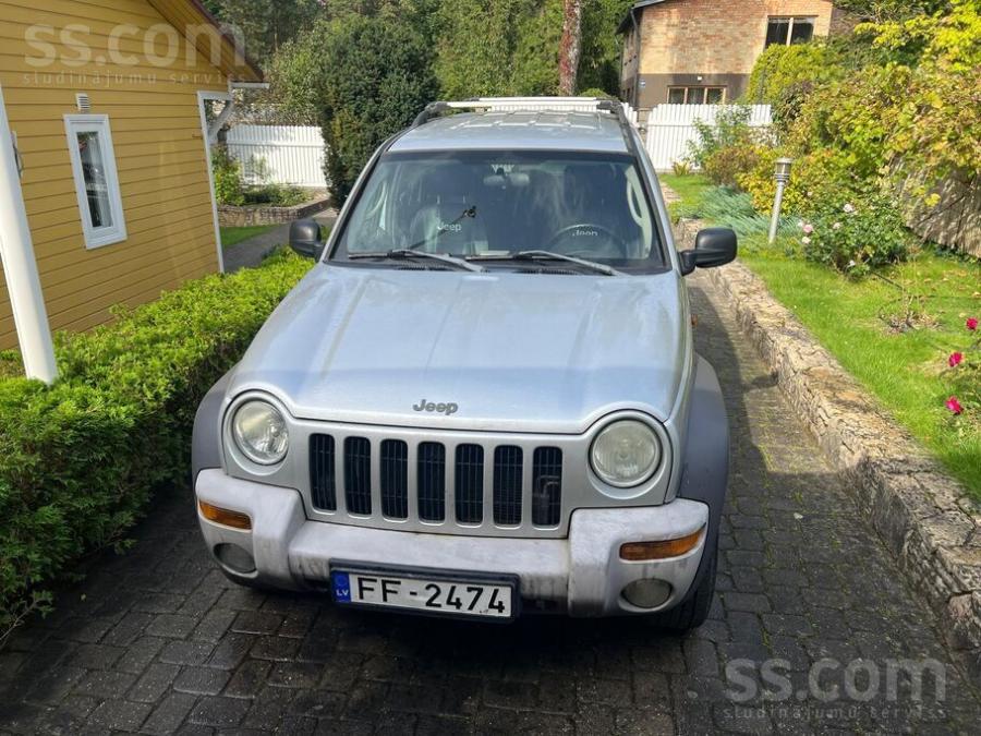 Pelēks Jeep Cherokee 2004 Rīga, ar dzinēja tilpumu 2.50 L un nobraukumu 250 tūkst. km par 2500 €, foto 4 vietnē AUTOMOTO.COM.LV