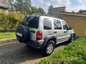 Pelēks Jeep Cherokee 2004 Rīga, ar dzinēja tilpumu 2.50 L un nobraukumu 250 tūkst. km par 2500 €, foto 5 vietnē AUTOMOTO.COM.LV