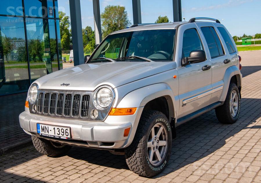 Pelēks Jeep Cherokee 2005 Cēsis, ar dzinēja tilpumu 2.80 L un nobraukumu 192 tūkst. km par 4250 €, foto 3 vietnē AUTOMOTO.COM.LV