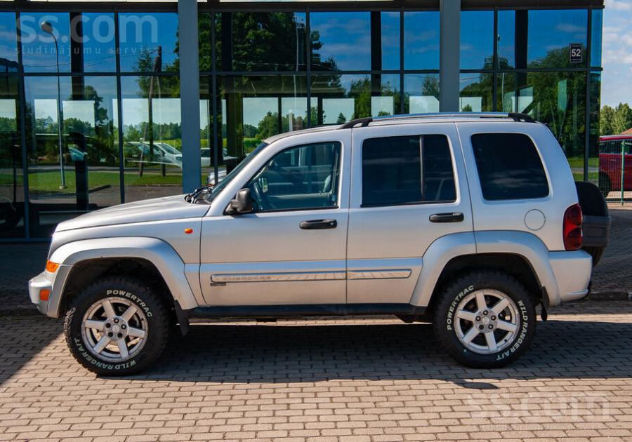 Pelēks Jeep Cherokee 2005 Cēsis, ar dzinēja tilpumu 2.80 L un nobraukumu 192 tūkst. km par 4250 €, foto 4 vietnē AUTOMOTO.COM.LV