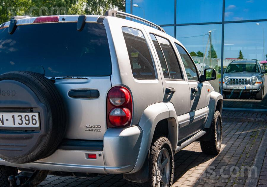 Pelēks Jeep Cherokee 2005 Cēsis, ar dzinēja tilpumu 2.80 L un nobraukumu 192 tūkst. km par 4250 €, foto 11 vietnē AUTOMOTO.COM.LV