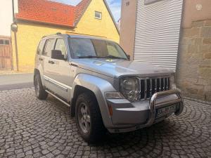 Grey Jeep Cherokee 2008 in Utena, with an engine capacity of 2.78 L and mileage of 227 thousand km for 6200 €, photo 1 on AUTOMOTO.COM.LV