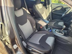 Pelēks Jeep Cherokee 2014 Klaipėda, ar dzinēja tilpumu 2.36 L un nobraukumu 294 tūkst. km par 5200 €, foto 8 vietnē AUTOMOTO.COM.LV