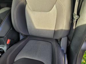 Pelēks Jeep Cherokee 2014 Klaipėda, ar dzinēja tilpumu 2.36 L un nobraukumu 294 tūkst. km par 5200 €, foto 12 vietnē AUTOMOTO.COM.LV
