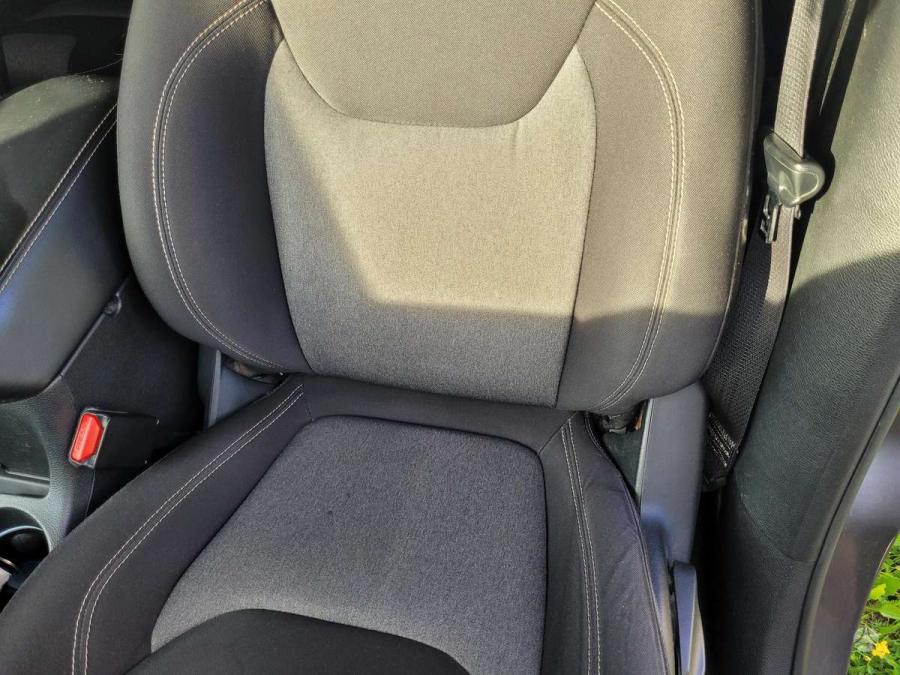 Pelēks Jeep Cherokee 2014 Klaipėda, ar dzinēja tilpumu 2.36 L un nobraukumu 294 tūkst. km par 5200 €, foto 12 vietnē AUTOMOTO.COM.LV