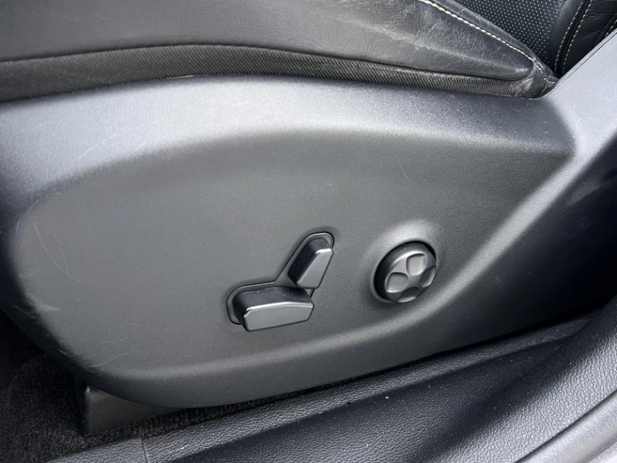 Pelēks Jeep Cherokee 2015 Rīga, ar dzinēja tilpumu 2.00 L un nobraukumu 230 tūkst. km par 11550 €, foto 9 vietnē AUTOMOTO.COM.LV