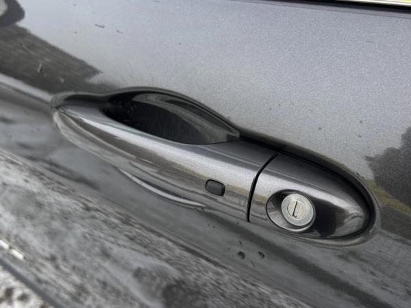Pelēks Jeep Cherokee 2015 Rīga, ar dzinēja tilpumu 2.00 L un nobraukumu 230 tūkst. km par 11550 €, foto 10 vietnē AUTOMOTO.COM.LV