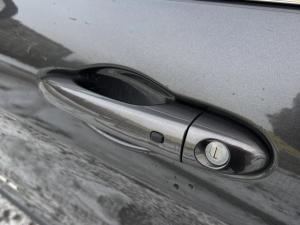 Pelēks Jeep Cherokee 2015 Rīga, ar dzinēja tilpumu 2.00 L un nobraukumu 230 tūkst. km par 11550 €, foto 11 vietnē AUTOMOTO.COM.LV