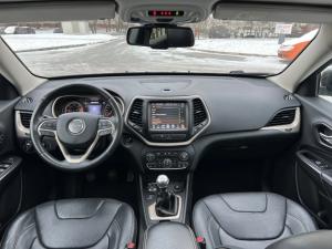 Pelēks Jeep Cherokee 2015 Rīga, ar dzinēja tilpumu 2.00 L un nobraukumu 230 tūkst. km par 11550 €, foto 22 vietnē AUTOMOTO.COM.LV
