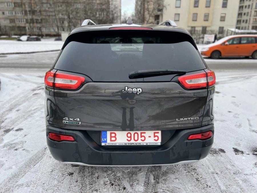 Pelēks Jeep Cherokee 2015 Rīga, ar dzinēja tilpumu 2.00 L un nobraukumu 230 tūkst. km par 11550 €, foto 30 vietnē AUTOMOTO.COM.LV