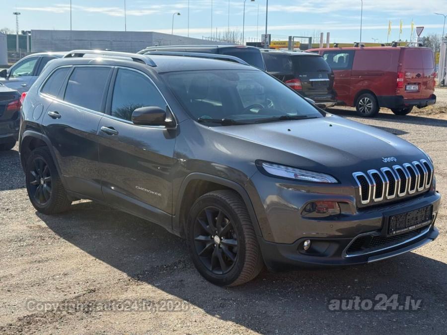 Pelēks Jeep Cherokee 2016 Viljandi, ar dzinēja tilpumu 2.20 L un nobraukumu 182 tūkst. km par 11999 €, foto 1 vietnē AUTOMOTO.COM.LV