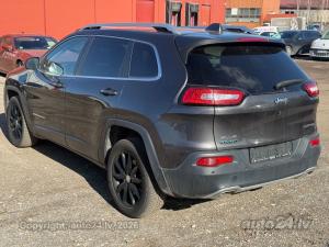 Pelēks Jeep Cherokee 2016 Viljandi, ar dzinēja tilpumu 2.20 L un nobraukumu 182 tūkst. km par 11999 €, foto 4 vietnē AUTOMOTO.COM.LV