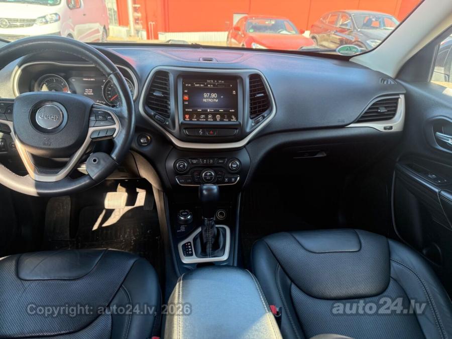 Pelēks Jeep Cherokee 2016 Viljandi, ar dzinēja tilpumu 2.20 L un nobraukumu 182 tūkst. km par 11999 €, foto 6 vietnē AUTOMOTO.COM.LV