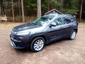 Grey Jeep Cherokee 2016 in Riga, with an engine capacity of 2.20 L and mileage of 209 thousand km for 11000 €, photo 9 on AUTOMOTO.COM.LV