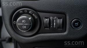 Pelēks Jeep Cherokee 2016 Rīga, ar dzinēja tilpumu 2.00 L un nobraukumu 270 tūkst. km par 8990 €, foto 21 vietnē AUTOMOTO.COM.LV