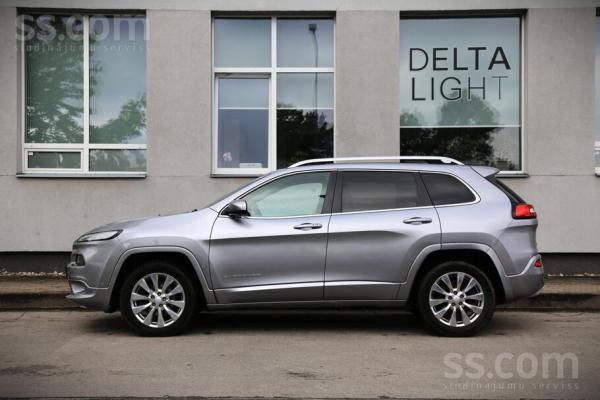 Pelēks Jeep Cherokee 2018 Rīga, ar dzinēja tilpumu 2.20 L un nobraukumu 176 tūkst. km par 13995 €, foto 2 vietnē AUTOMOTO.COM.LV