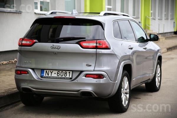 Pelēks Jeep Cherokee 2018 Rīga, ar dzinēja tilpumu 2.20 L un nobraukumu 176 tūkst. km par 13995 €, foto 6 vietnē AUTOMOTO.COM.LV