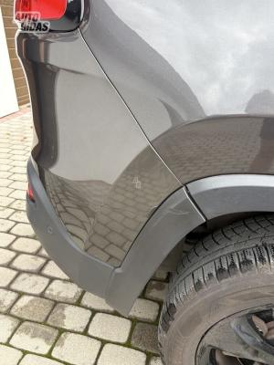 Pelēks Jeep Cherokee 2018 Viļņa, ar dzinēja tilpumu 2.20 L un nobraukumu 146 tūkst. km par 12500 €, foto 10 vietnē AUTOMOTO.COM.LV