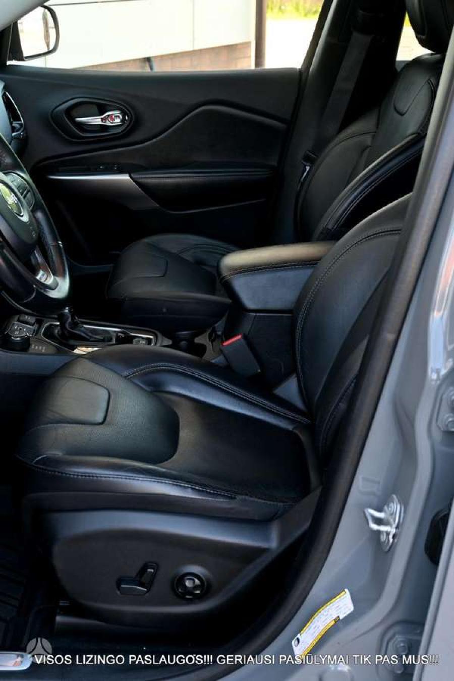 Pelēks Jeep Cherokee 2019 Kretinga, ar dzinēja tilpumu 3.24 L un nobraukumu 129 tūkst. km par 15499 €, foto 19 vietnē AUTOMOTO.COM.LV