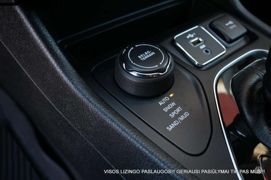 Pelēks Jeep Cherokee 2019 Kretinga, ar dzinēja tilpumu 3.24 L un nobraukumu 129 tūkst. km par 15499 €, foto 26 vietnē AUTOMOTO.COM.LV