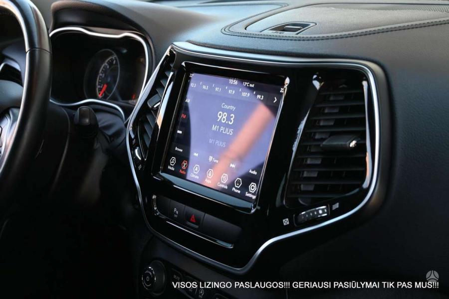Pelēks Jeep Cherokee 2019 Kretinga, ar dzinēja tilpumu 3.24 L un nobraukumu 129 tūkst. km par 15499 €, foto 31 vietnē AUTOMOTO.COM.LV
