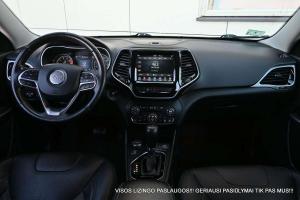 Pelēks Jeep Cherokee 2019 Kretinga, ar dzinēja tilpumu 3.24 L un nobraukumu 129 tūkst. km par 15499 €, foto 32 vietnē AUTOMOTO.COM.LV