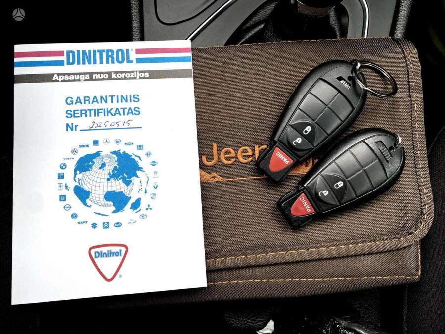 Grey Jeep Cherokee 2019 in Vilnius, with an engine capacity of 2.40 L and mileage of 127 thousand km for 13700 €, photo 22 on AUTOMOTO.COM.LV
