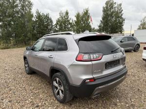 Pelēks Jeep Cherokee 2019 Viļņa, ar dzinēja tilpumu 2.18 L un nobraukumu 150 tūkst. km par 13250 €, foto 8 vietnē AUTOMOTO.COM.LV