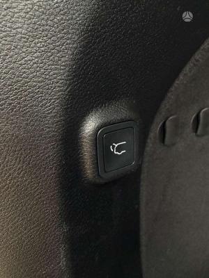 Pelēks Jeep Cherokee 2019 Viļņa, ar dzinēja tilpumu 2.18 L un nobraukumu 150 tūkst. km par 13250 €, foto 36 vietnē AUTOMOTO.COM.LV