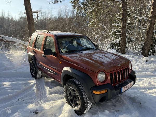 Oranžs Jeep Cherokee 2005 Viļņa, ar dzinēja tilpumu 3.70 L un nobraukumu 244 tūkst. km par 6299 €, foto 1 vietnē AUTOMOTO.COM.LV
