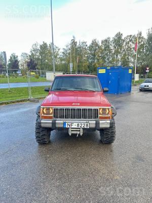 Sarkans Jeep Cherokee 1993 Jelgava, ar dzinēja tilpumu 4.00 L un nobraukumu 270 tūkst. km par 4500 €, foto 7 vietnē AUTOMOTO.COM.LV