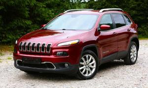 Red Jeep Cherokee 2016 in Kretinga, with an engine capacity of 3.20 L and mileage of 194 thousand km for 10800 €, photo  on AUTOMOTO.COM.LV