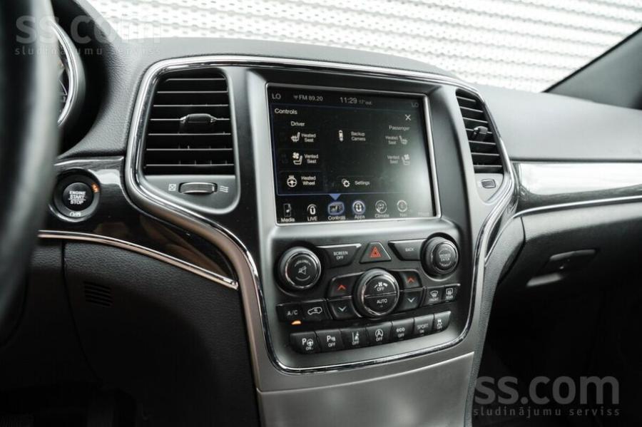 Sarkans Jeep Cherokee 2017 Rīga, ar dzinēja tilpumu 3.00 L un nobraukumu 140 tūkst. km par 21750 €, foto 19 vietnē AUTOMOTO.COM.LV